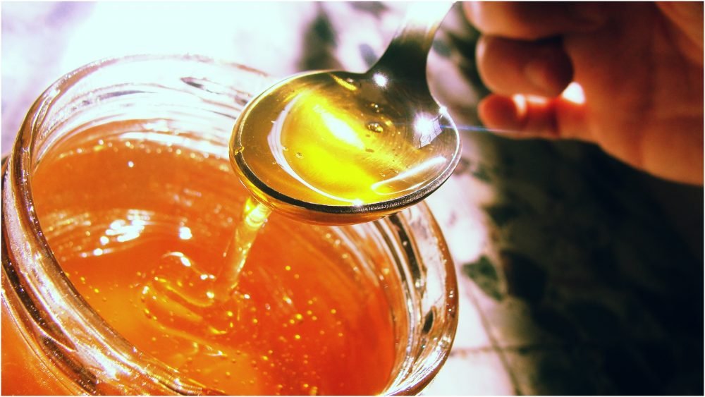 Medaus nauda ir kodėl jo negalima kaitinti - Cukraus Detoksas